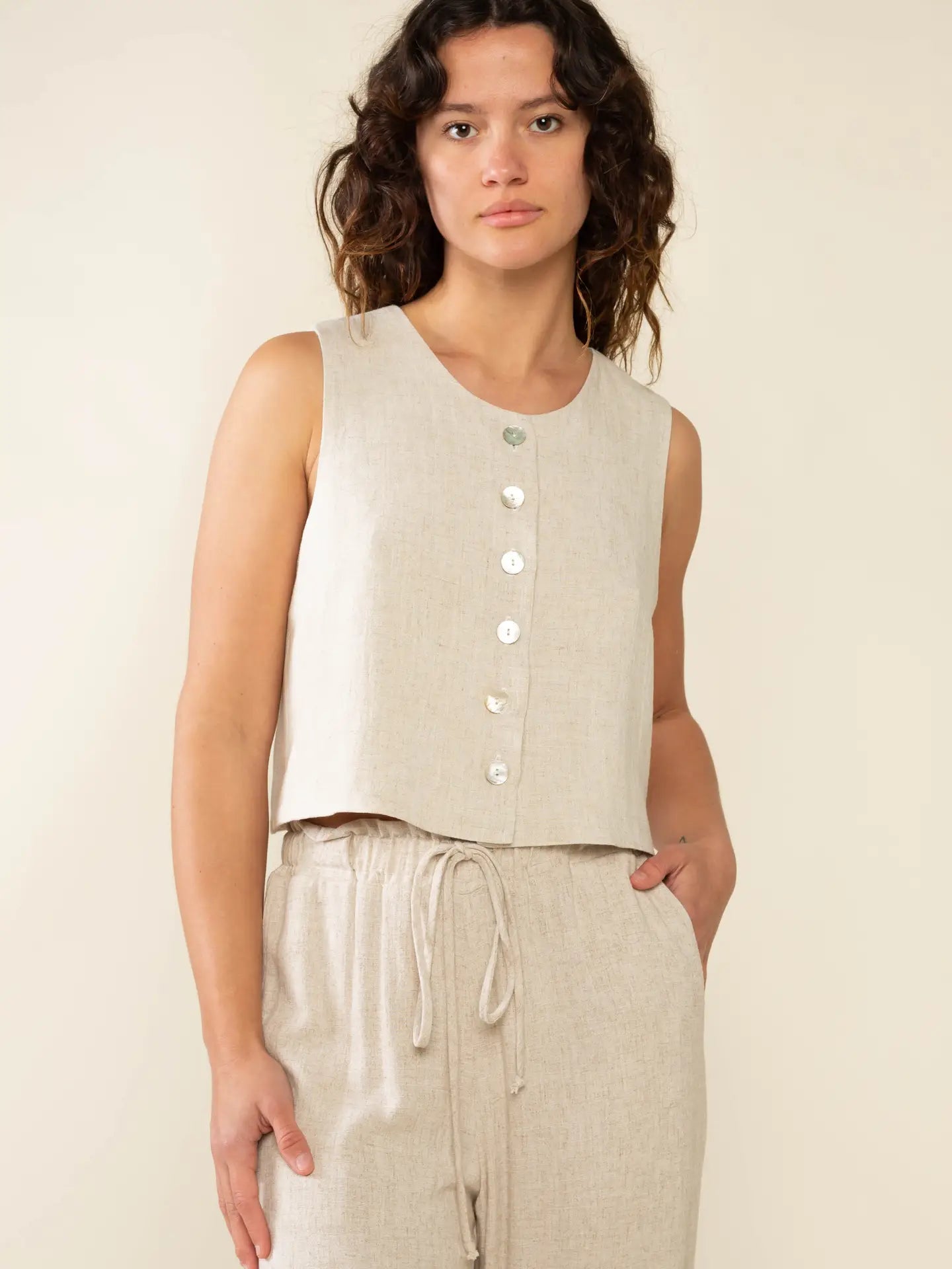 Linen 6 Button Vest | Mimi & Rae